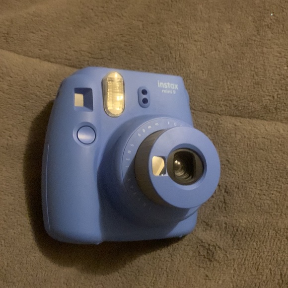 Cameras, Photo & Video | Used Light Blue Polaroid Camera With Light ...